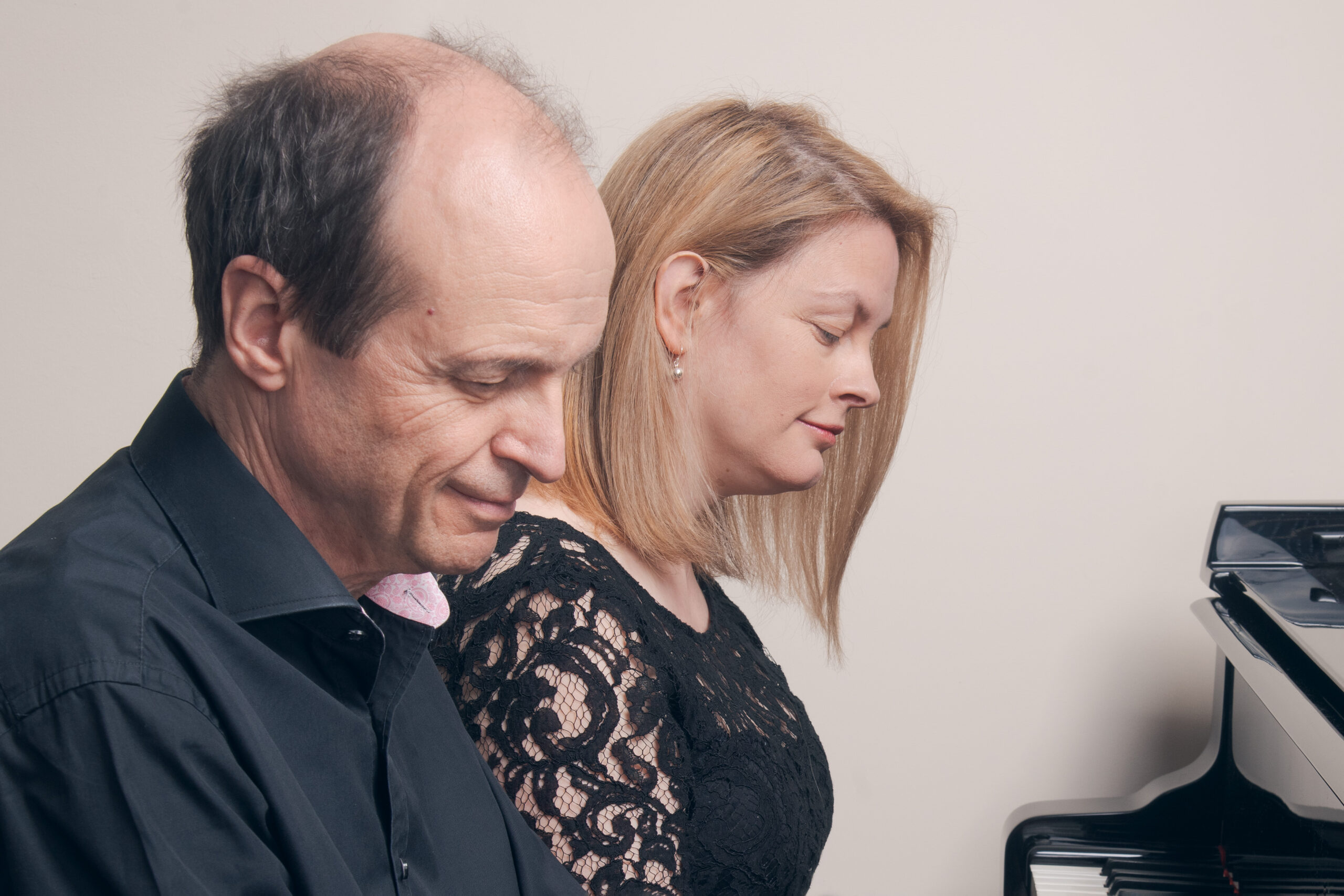 Benjamin Frith, Heidi Rolfe piano duet, University of Kent lunchtime ...